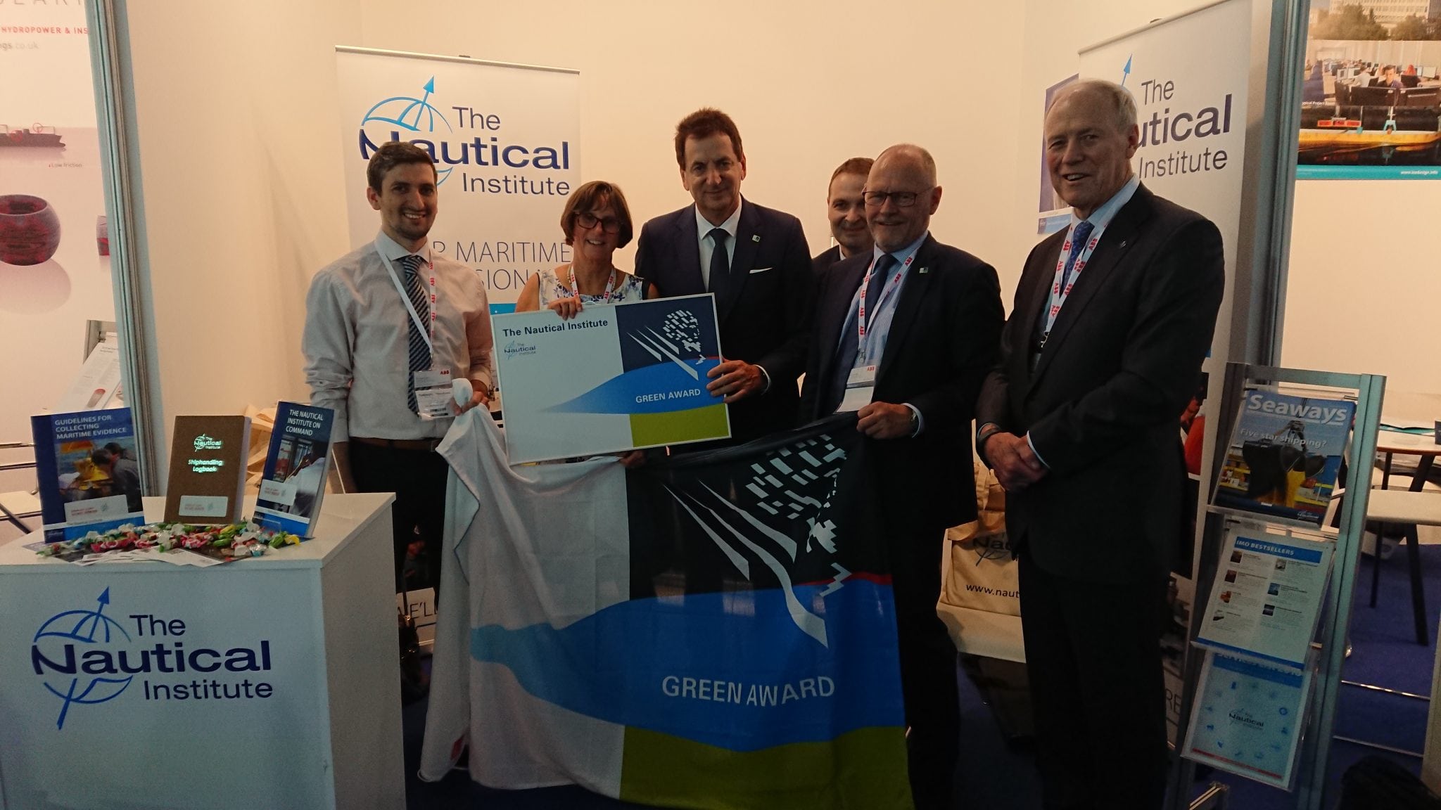 The Nautical Institute becomes Incentive Provider for Green Award - Sea ...